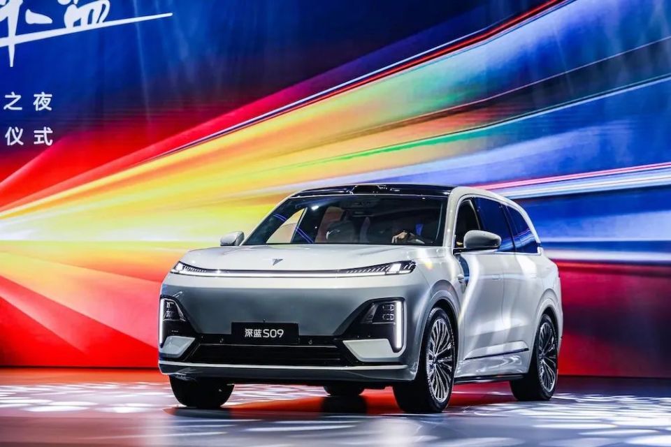 限时起价20.49万！最便宜的“9系”SUV来了，深蓝S09是真实惠还是假套路？_腾讯新闻