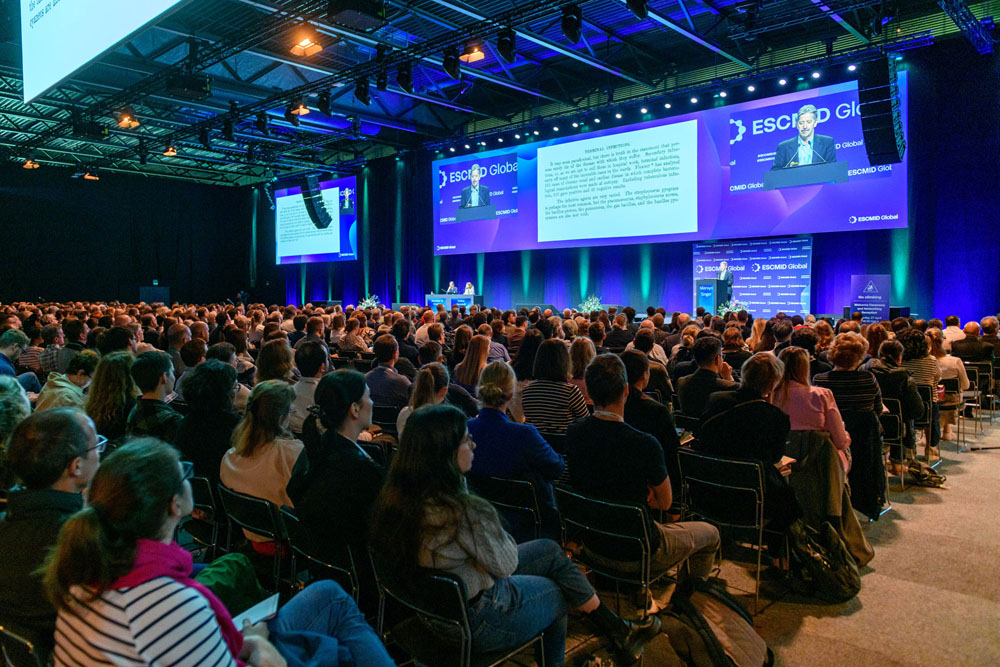 向世界传递中国好声音，ESCMID Global 2024胡必杰教授专访_腾讯新闻