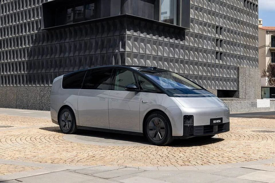 9月MPV销量：魏牌高山超越腾势D9，理想MEGA连续四个月进前十_腾讯新闻