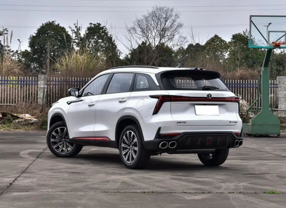 配2.0T+8AT，热度不输CR-V，第二代长安CS75PLUS实力如何？_腾讯新闻