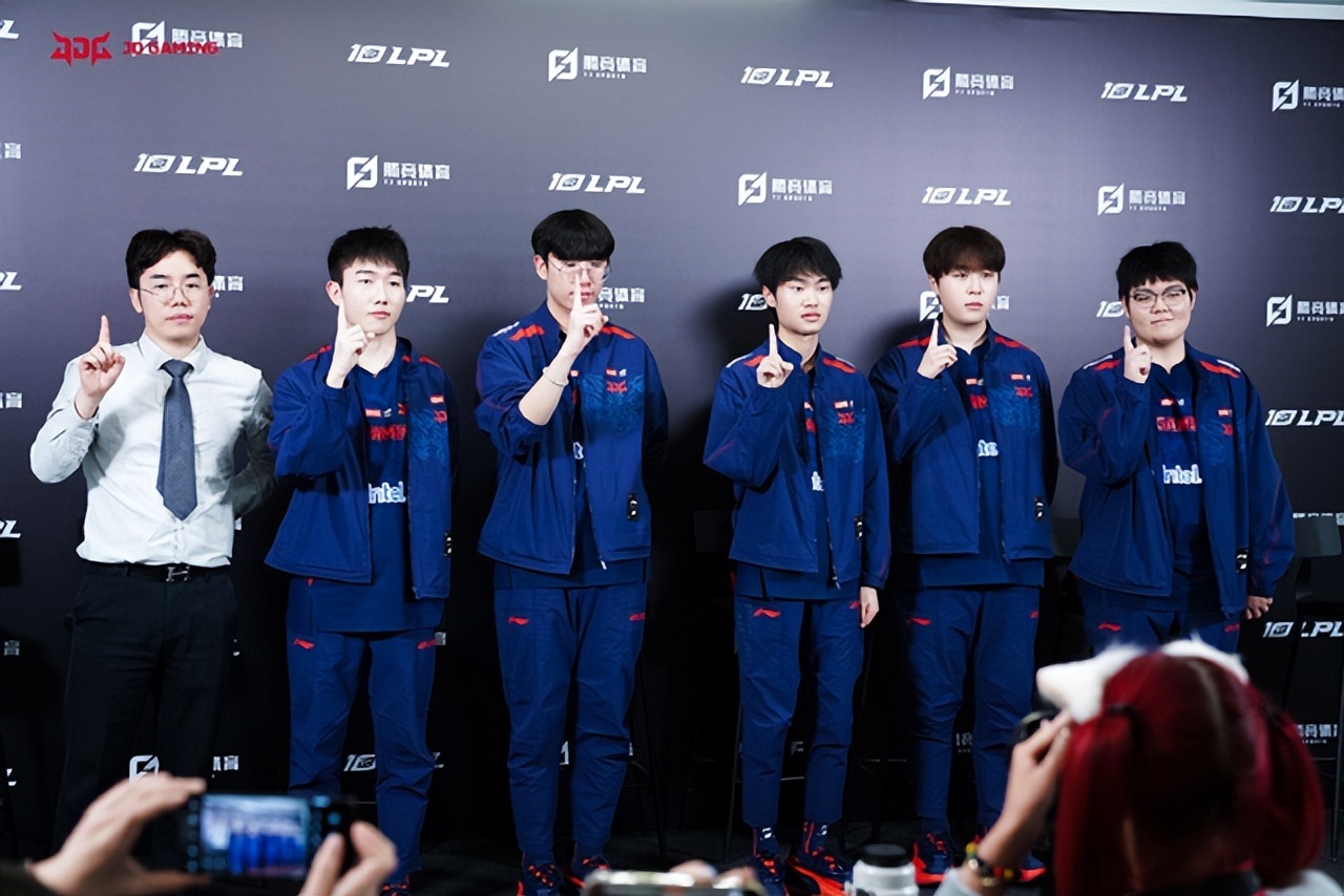 JDG老板发话一定要赢RNG？Kanavi回应很真实！但WBG才是最强对手