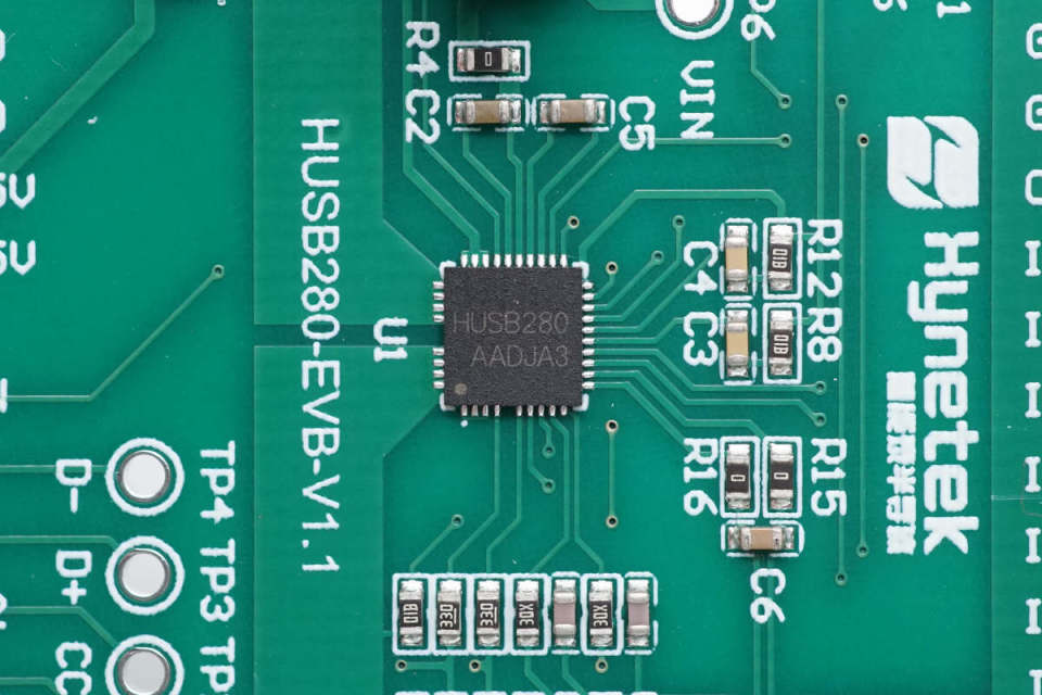 iPhone 17 全系支持 AVS 快充协议，多款快充芯片助力开发适配的充电器_腾讯新闻