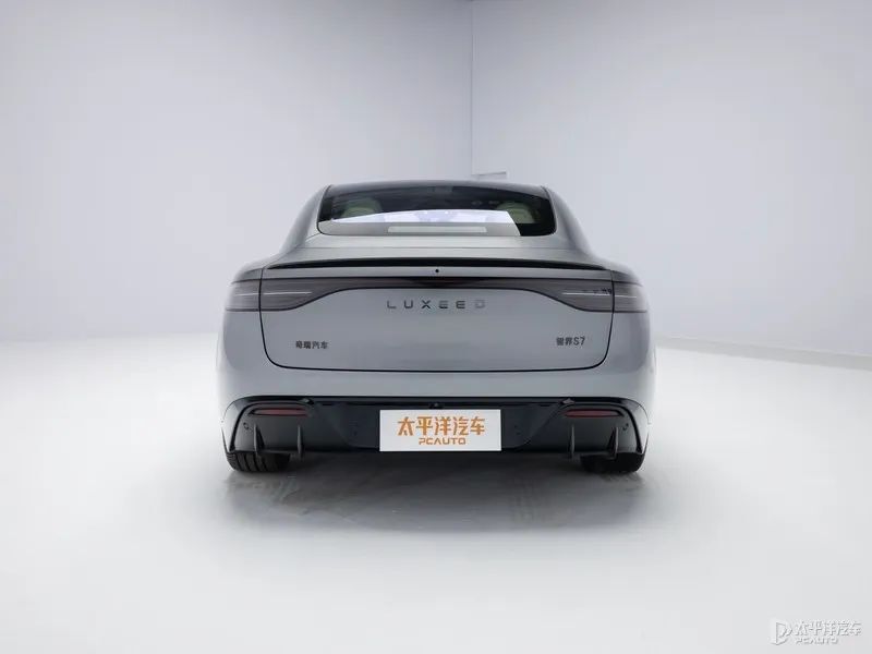 24.98万！新款智界S7上市！入门705km续航，其他款降2万…小米SU7都不香了？_腾讯新闻