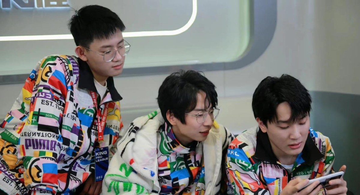 XYG输给EDGM，这次彻底沦为垫底战队，换了羲和也没有用