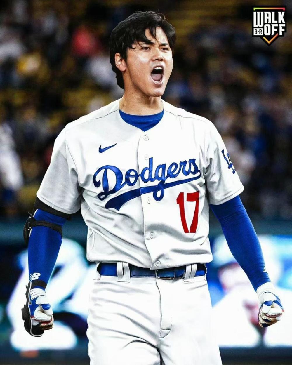 体育史上最大合同！大谷翔平10年7亿美元签约洛杉矶道奇队腾讯新闻 