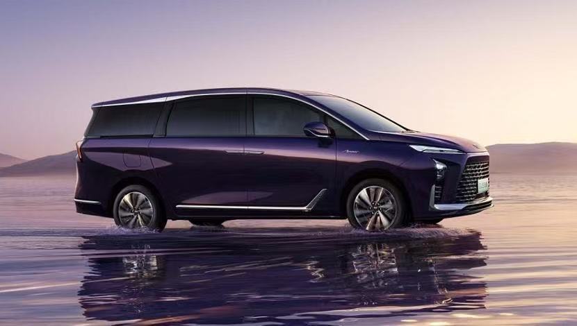售价33.99万-39.99万元，“新能源头等舱”全新GL8陆尊焕新上市_腾讯新闻
