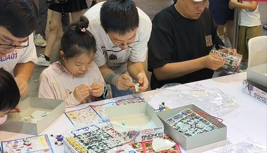 不只是玩具，更是艺术！2024上海（国际）微缩艺术模玩展在沪开幕腾讯新闻 9525