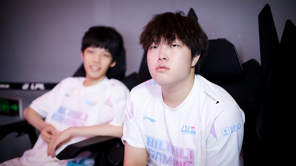 S13：LPL抽中绝世好签，LCK又内战啦！KT居然倒霉了整整十年！_腾讯新闻