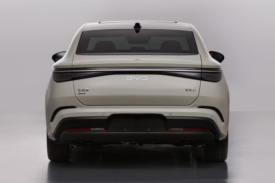 第396批工信部新车申报！蔚来ES8、理想i6、方程豹钛7......_腾讯新闻