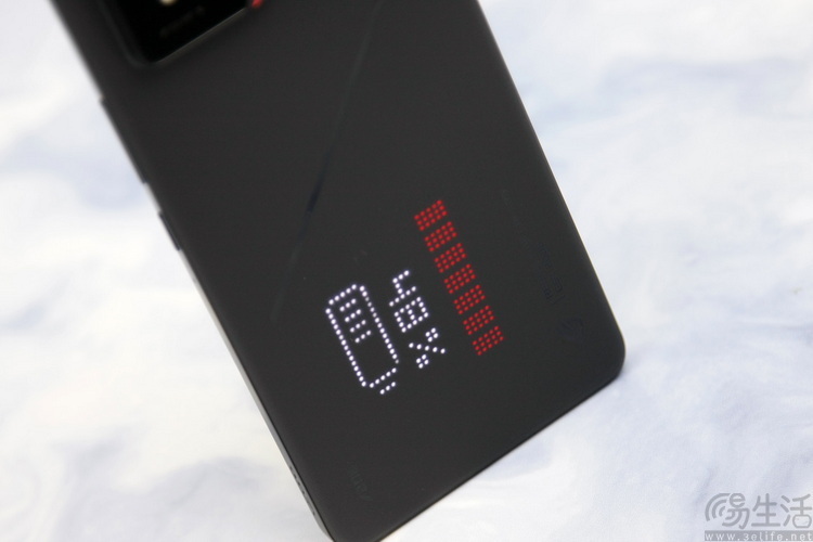 ROG 9 Pro首发评测：性能与体验兼得，会玩也会生活_腾讯新闻
