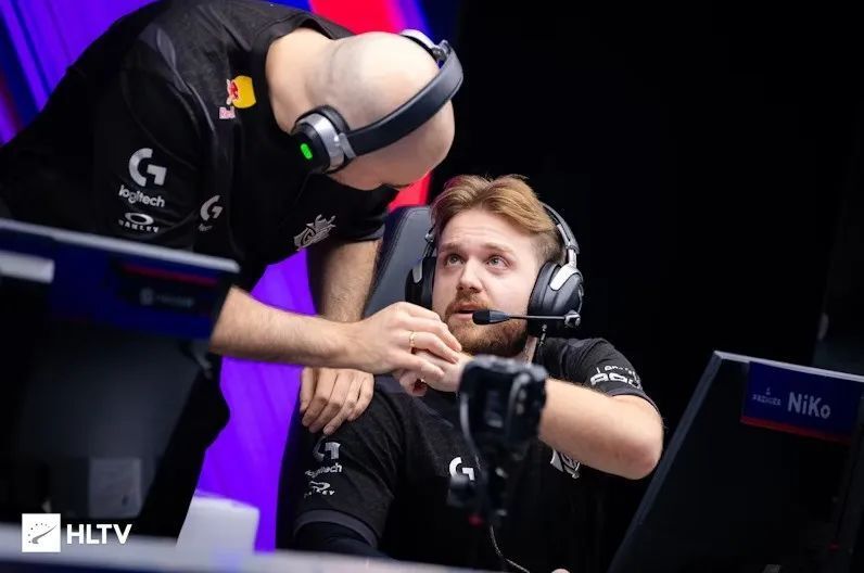 NiKo采访：捶桌子或许有点过激，但帮助我回归专注_腾讯新闻