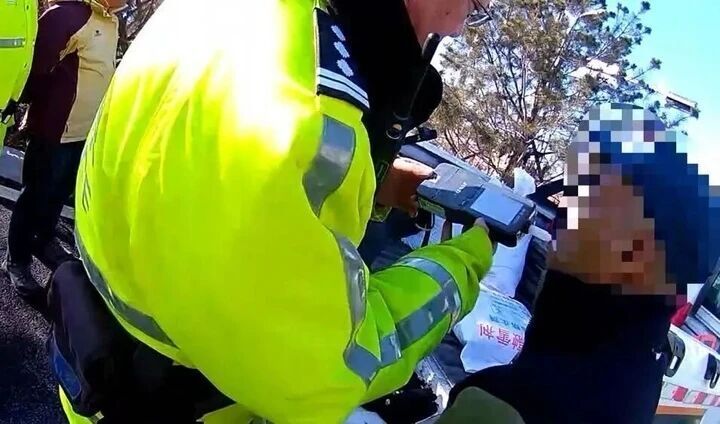 go吧？上car上car_腾讯新闻