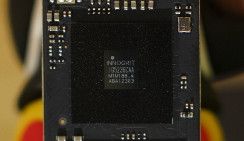 不太理解为什么那么火，宏碁 掠夺者GM7000 2T测评_腾讯新闻