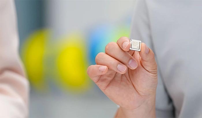 蔚来“爆胎保命”杀疯了！全新ES6/EC6黑科技把BBA逼到墙角_腾讯新闻