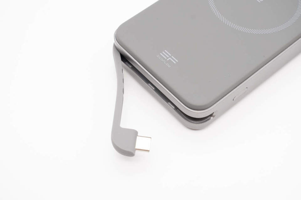 支持65W双向快充，正浩RAPID Mag小闪电充电宝拆解_腾讯新闻