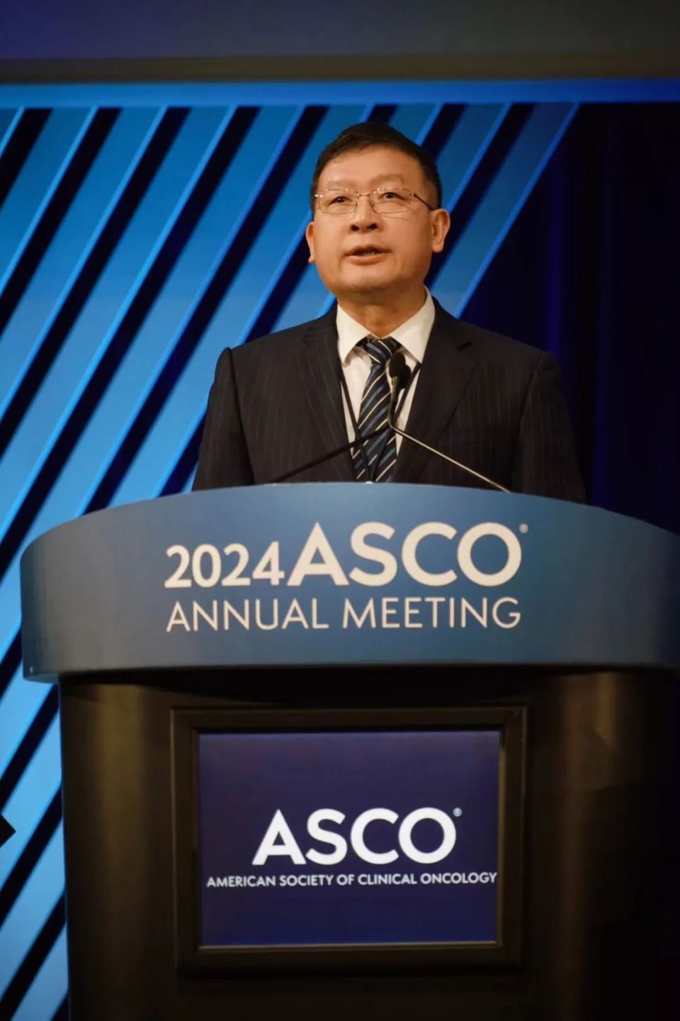 2024 ASCO｜徐瑞华教授携CMG901（AZD0901）亮相，晚期胃癌患者有望迎来CLDN18.2 ADC新疗法_腾讯新闻