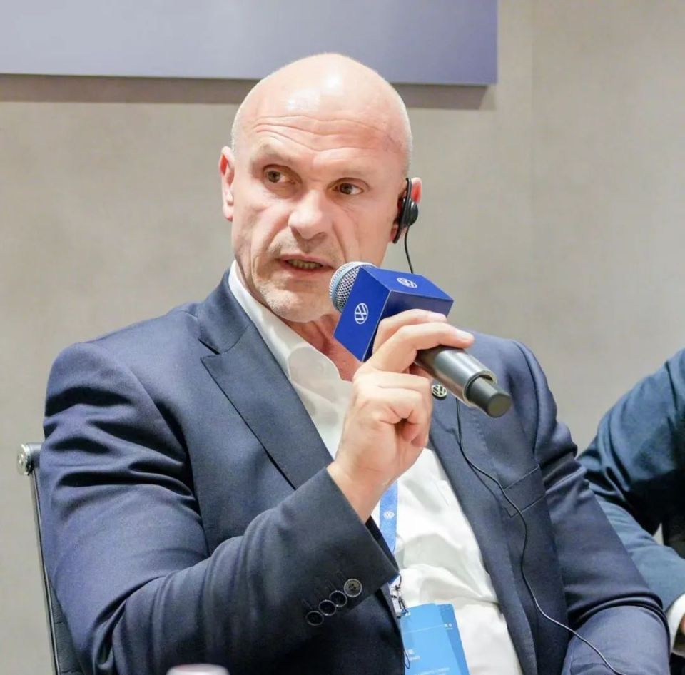 1000亿的反击，迭代了｜大众反击三部曲I_腾讯新闻