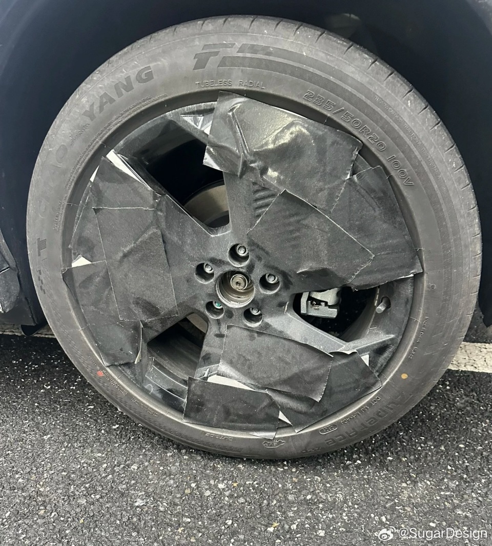 日产全新纯电 SUV 车型 N8 谍照曝光，爆料称“性价比超高”_腾讯新闻