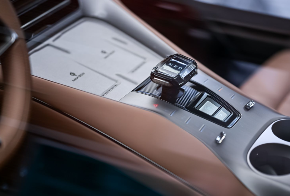 三口之家大五座SUV怎么选？腾势N7：抢夺BBA市场来了_腾讯新闻