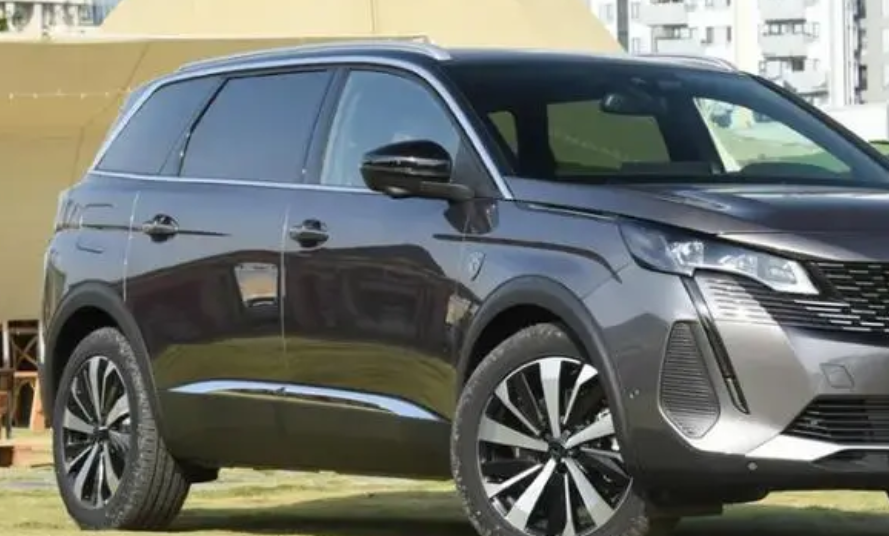 标配8AT＋211马力，7座合资SUV降到15.28万，却无人识货_腾讯新闻