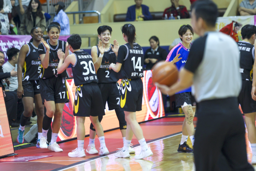 广东女篮晋级WCBA四强！周末来东莞大朗看球！_腾讯新闻