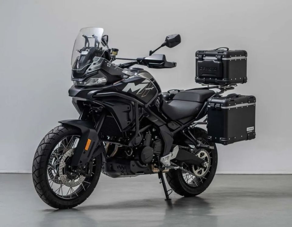 阿春暴走了：春风700MT、675NK同时申报，米兰车展还有神秘仿赛_腾讯新闻