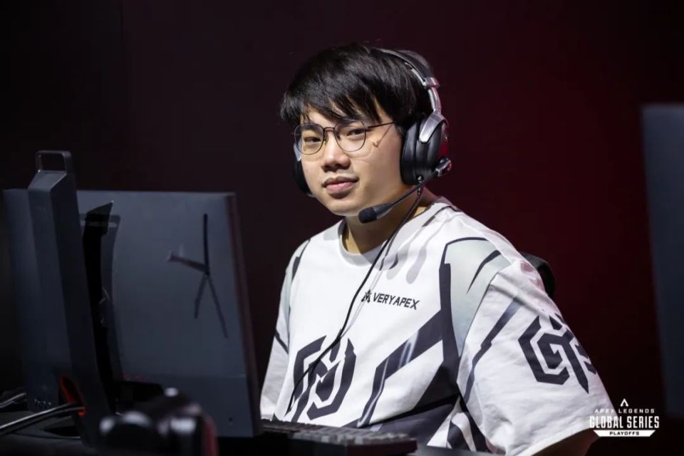 Apex冠军赛：“战队收入只有奖金”的队伍不但创造了历史还登上了热搜第一_腾讯新闻