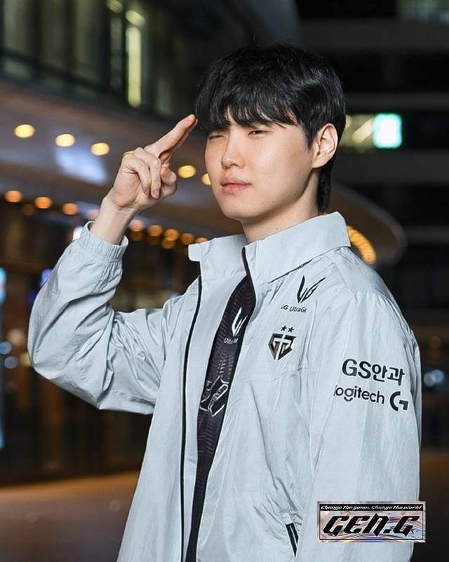 S15淘汰赛：LCK顶级内战强度拉满，最强全华班挑战KT_腾讯新闻