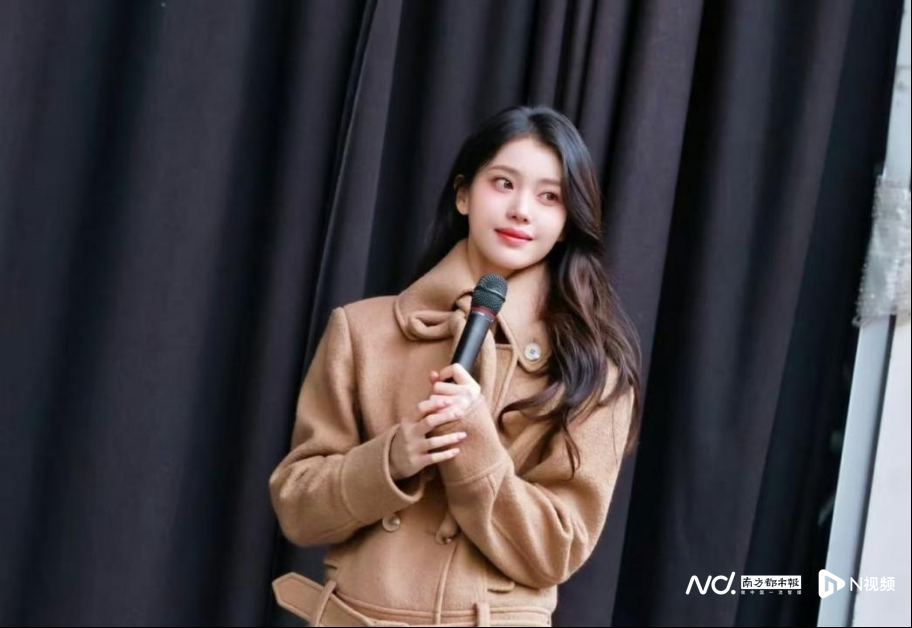 沈小婷因合约纠纷被曝光身份证号码，律师：前公司或涉嫌侵权_腾讯新闻