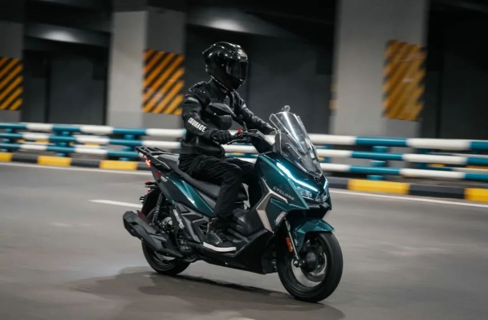 新车解读丨赛科龙RT150“焕芯”上市，售价12588元，到底改了哪里_腾讯新闻