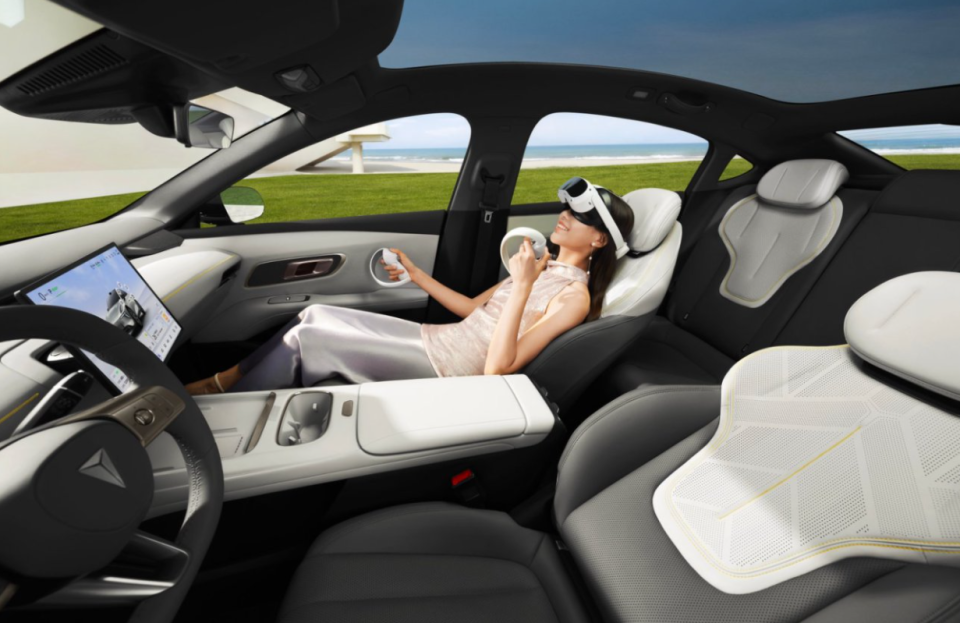 深蓝L06预售13.99万起！标配激光雷达，续航可达670km！_腾讯新闻