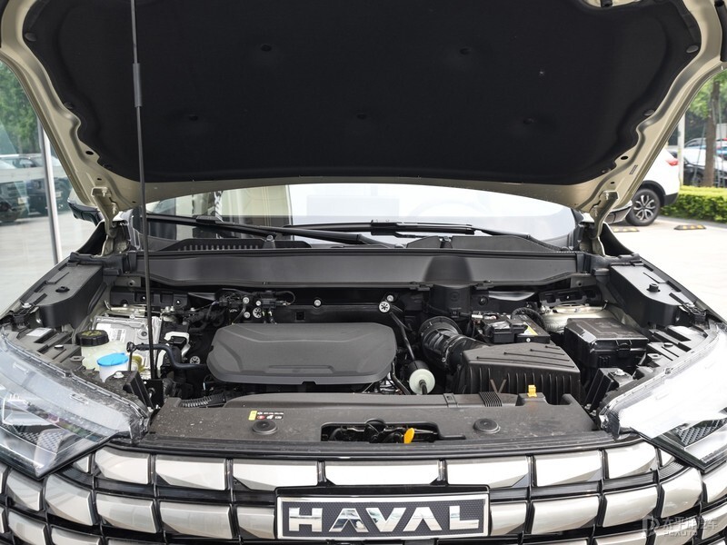 全新一代哈弗H6开启预售 搭载2.0T+9DCT 新增Hi4插混版_腾讯新闻