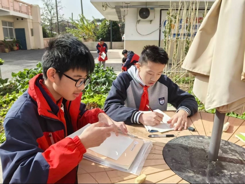 六灶中学探索生态校园里的智慧教育_腾讯新闻