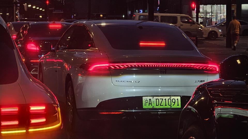 别克至境L7实车现身，长超5米+激光雷达，配343马力+续航1400km_腾讯新闻