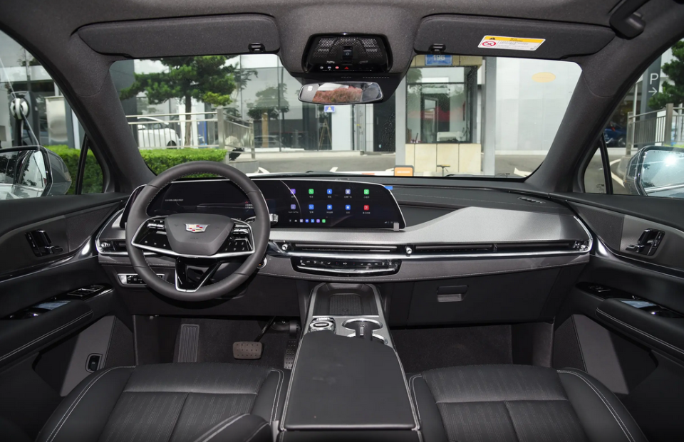 全新凯迪拉克XT5上市，搭载2.0T+9AT，比BBA更具性价比_腾讯新闻