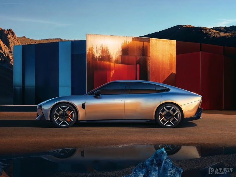 全新小鹏P7官图发布 采用全新设计 预计下半年上市 竞争小米SU7_腾讯新闻