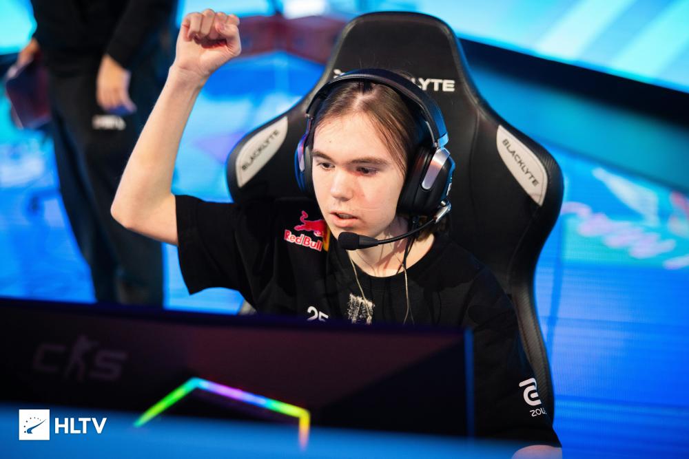 TOP1竞争愈演愈烈！上海Major半决赛：老鼠vs绿龙；G2战FaZe_腾讯新闻