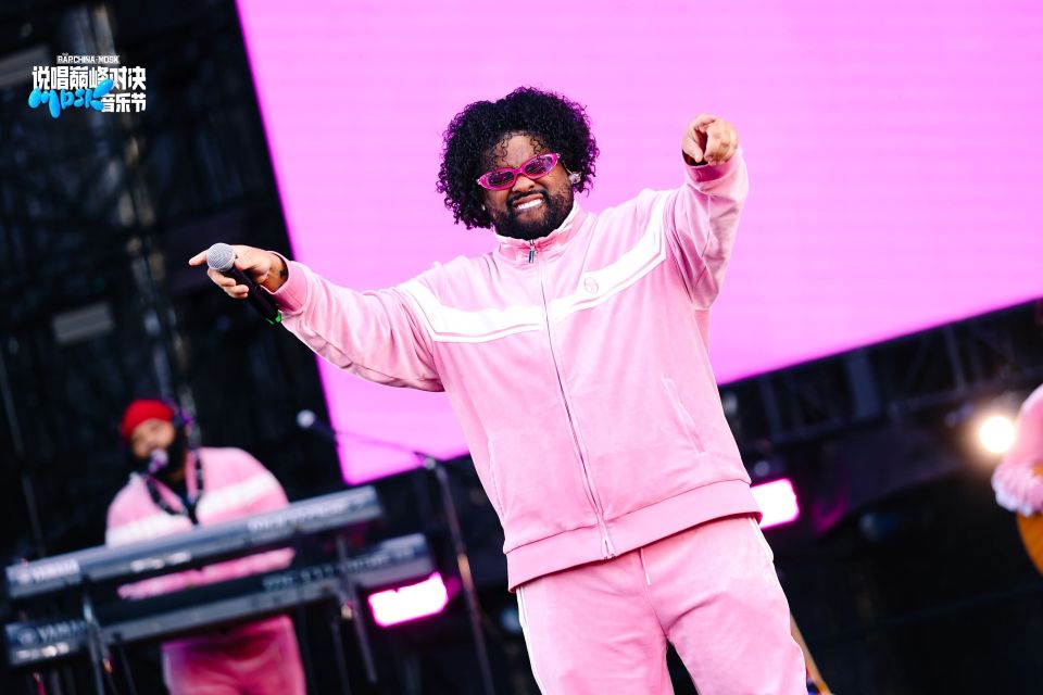 两日6万人狂欢，2025说唱巅峰对决·MDSK音乐节打造“Z世代消费”新样本_腾讯新闻