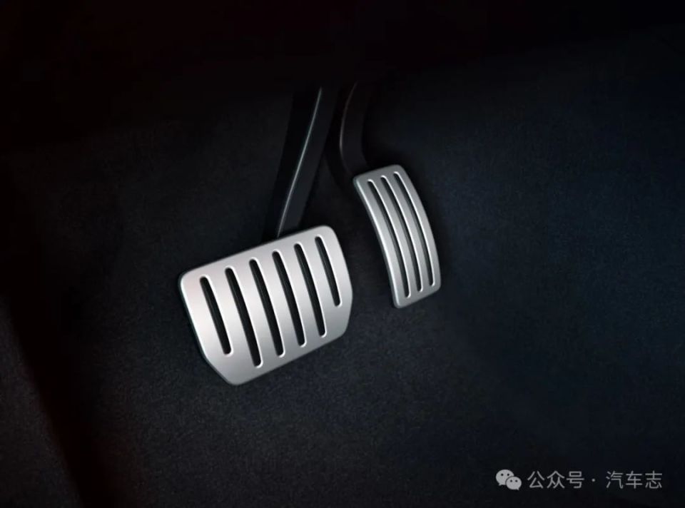 工信部要禁单踏板模式？网友吵成一片，特斯拉最新回应来了_腾讯新闻