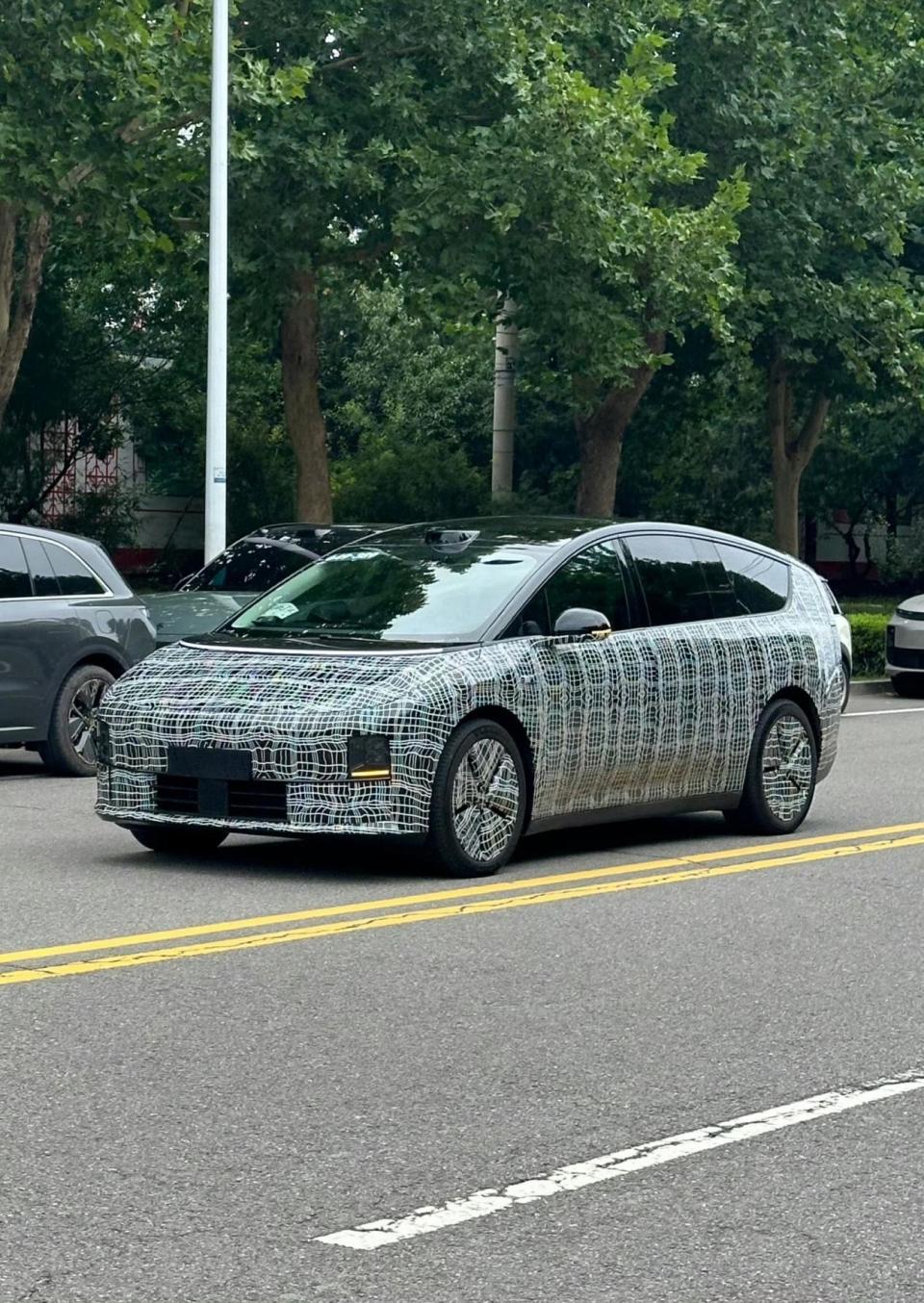 8295P已成过去式？高通两大新平台，性能领先12倍，首搭理想汽车_腾讯新闻