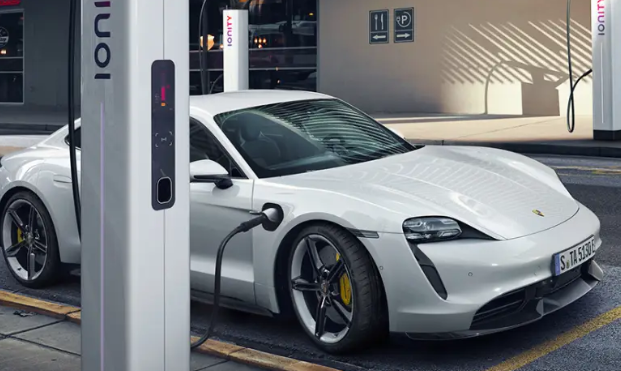 800V架构加持，全新Model Y定档今年5月，续航更长、充电更快_腾讯新闻