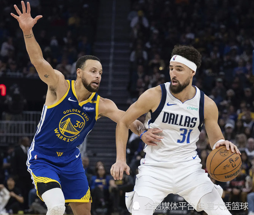 27+37，勇士遭耻辱纪录2点也退步！库里被坑苦，克莱赛后真情流露_腾讯新闻