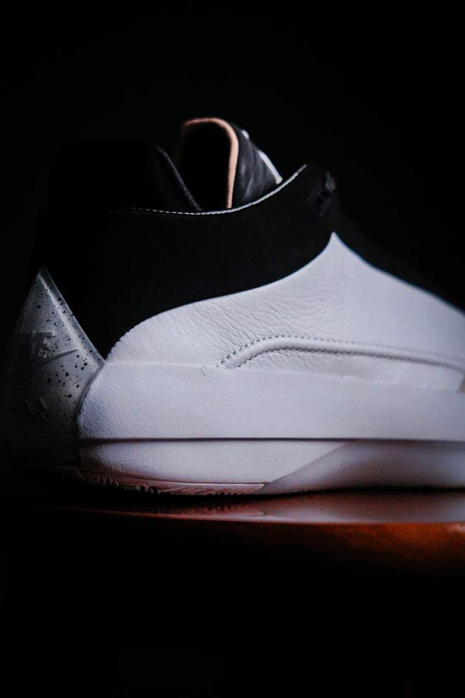 AJ的中年危机？AIR JORDAN 40 开箱_腾讯新闻