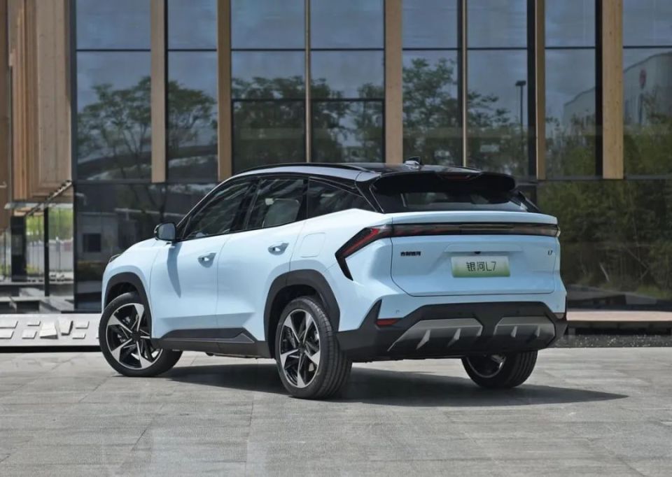 吉利银河L7亚运幻影版发布！18.57万配NOA ，已购车主可裸车原价补差置_腾讯新闻