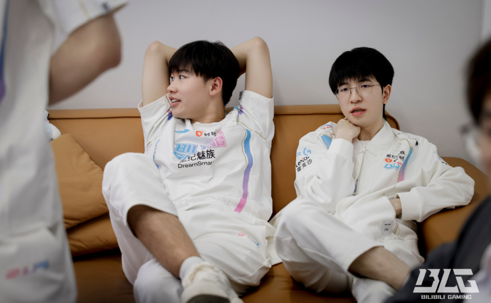 Xun彻底没了BLG队内语音公开！Elk谈Wei首发内幕_腾讯新闻