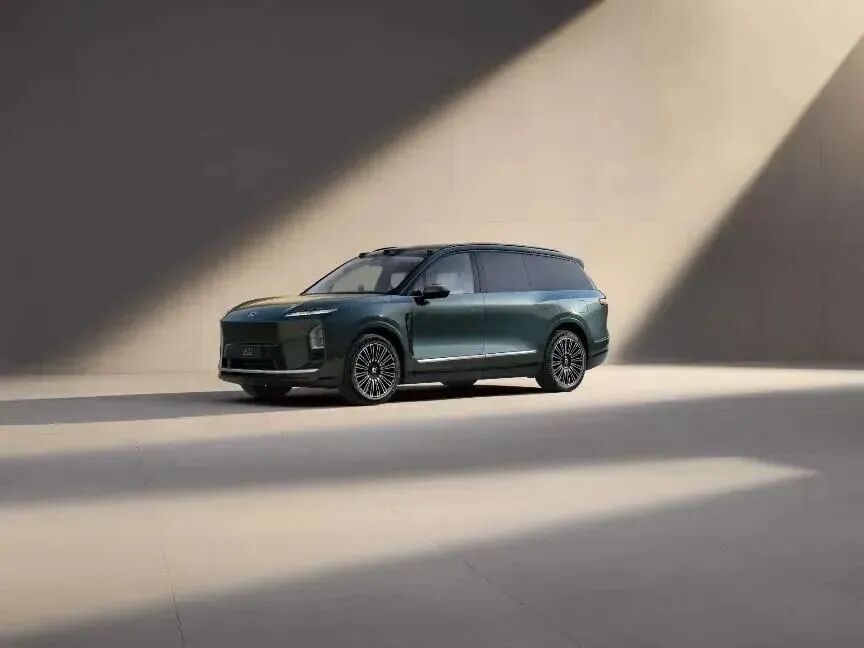 售价40.68万元起，蔚来全新ES8正式上市_腾讯新闻