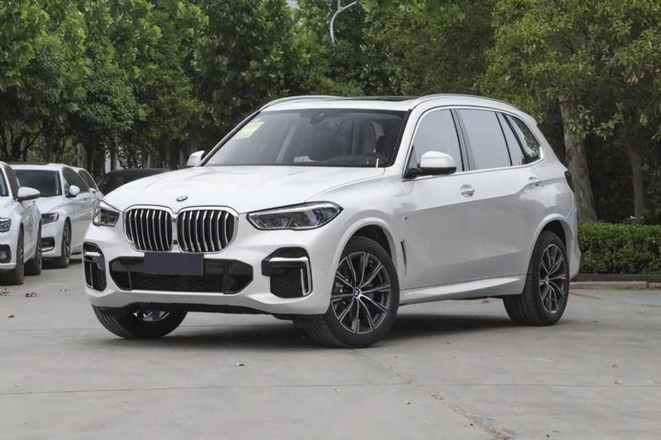 2023年全年中大型SUV销量榜！理想L7/L8霸榜，问界M7表现抢眼_腾讯新闻