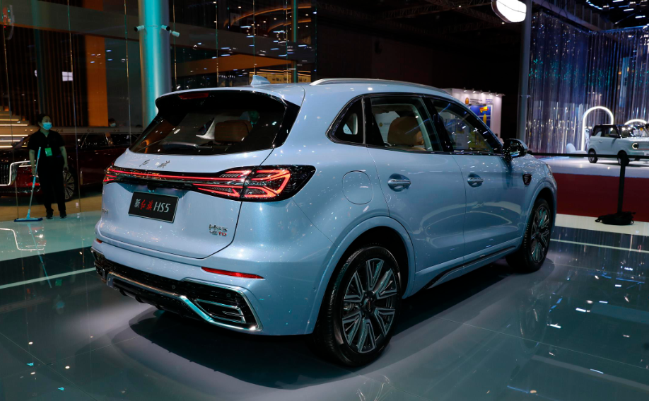 配2.0T+8AT，新款红旗HS5起售价18.38万，值得入手吗_腾讯新闻
