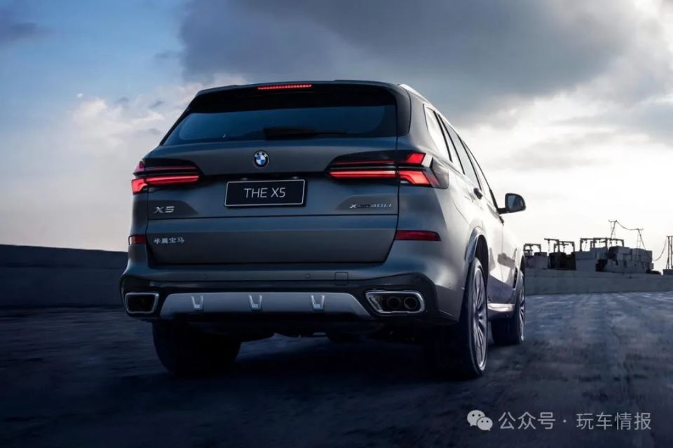 问界M9上个月狂卖67亿！暴打BBA还得靠华为_腾讯新闻