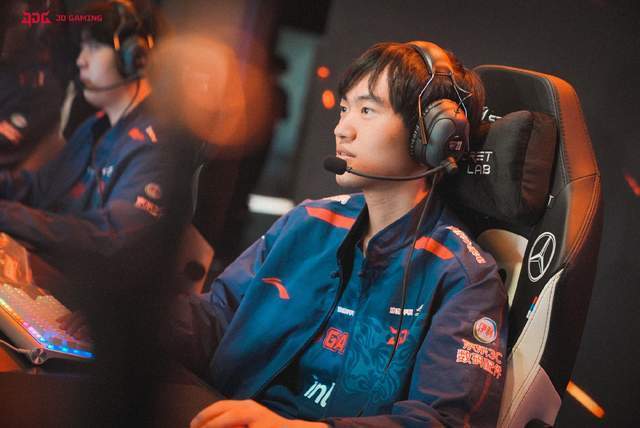 S13：Theshy天神下凡2.0版本来了！JDG或“八擒”BLG？_腾讯新闻